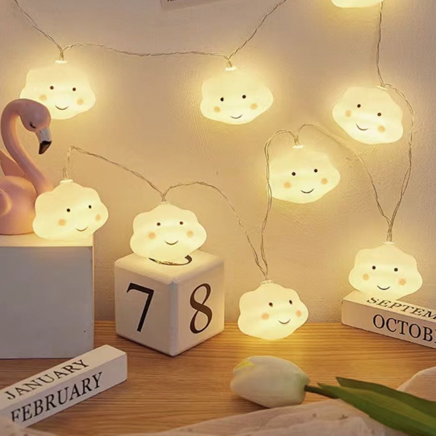 LED lyskæde med skyer - Indendørs lyskæde -ledide.dk