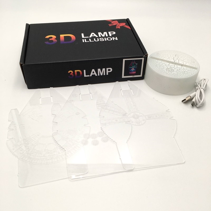 Millennium Falcon 3D lampe med RGB farver - ledide.dk